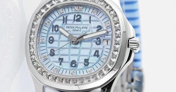 Patek Philippe - Aquanaut Ladies 35.6mm Dia RG/RU Ice Blue Dial PPF A324